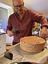 Håndverker i Bakemesterskapet: Arnfinn Eriksen kombinerer sjarm og håndverk